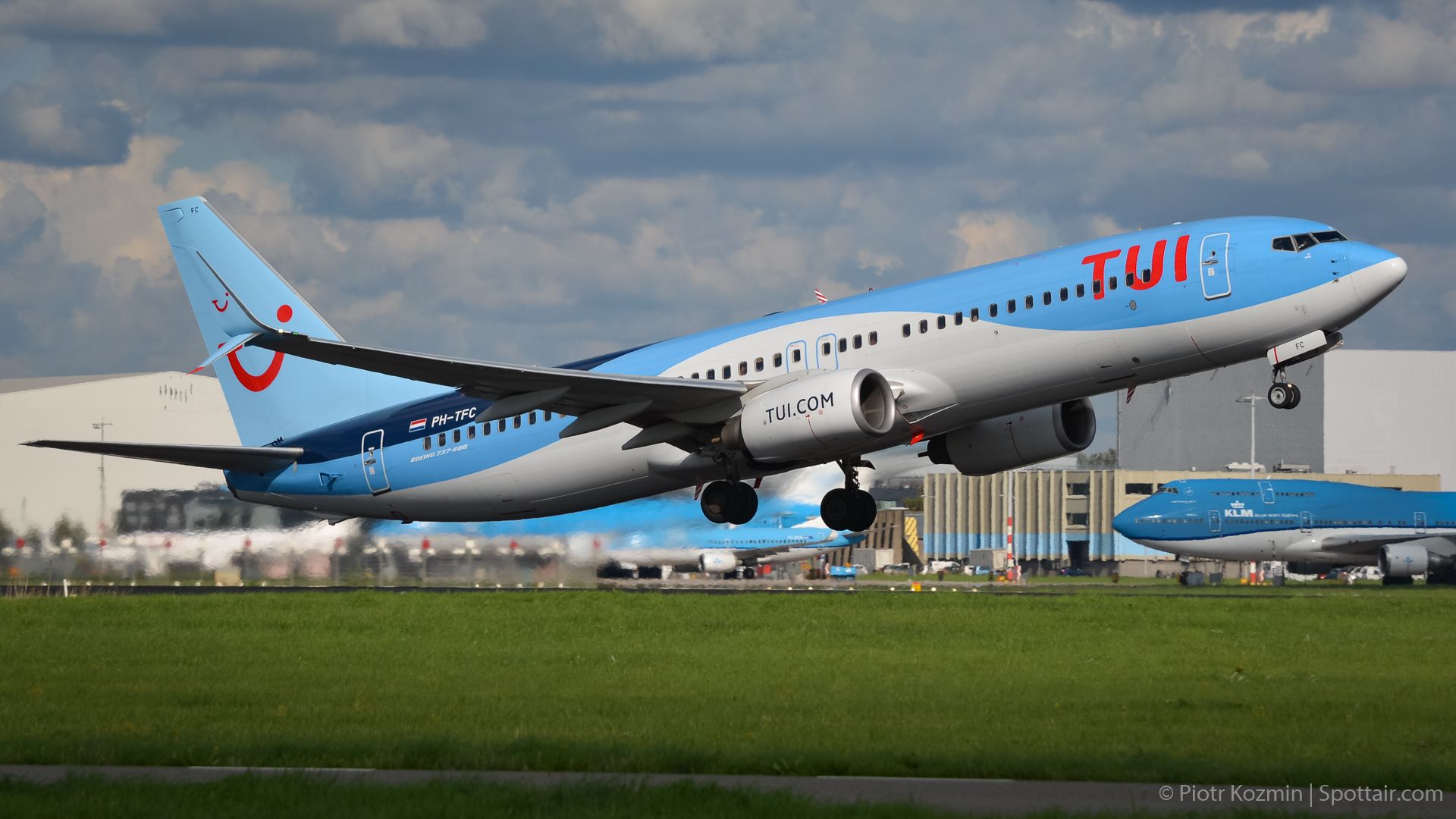 Tui Wallpapers - Top Free Tui Backgrounds - WallpaperAccess