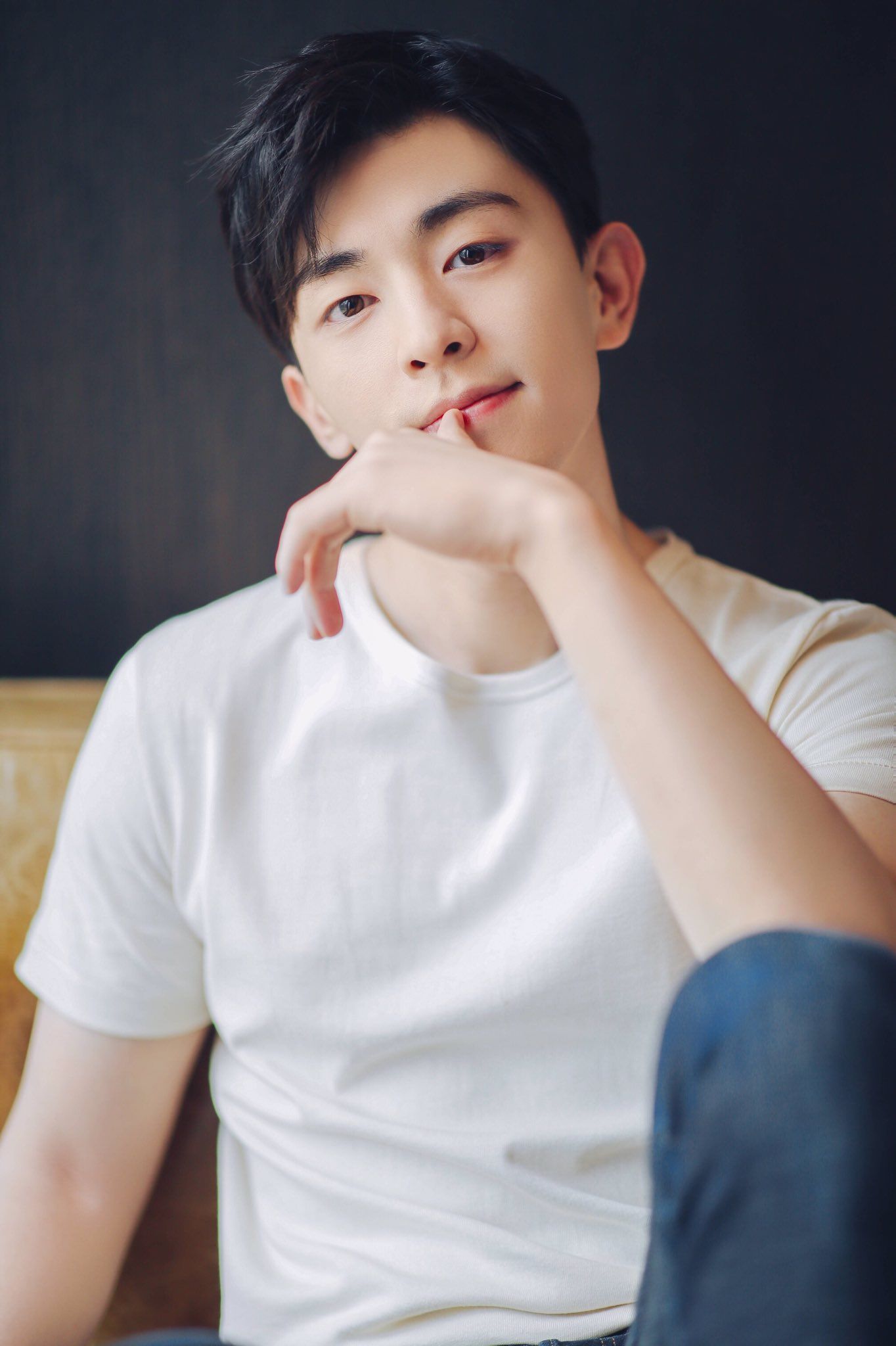 Deng Lun Wallpapers - Top Free Deng Lun Backgrounds - WallpaperAccess