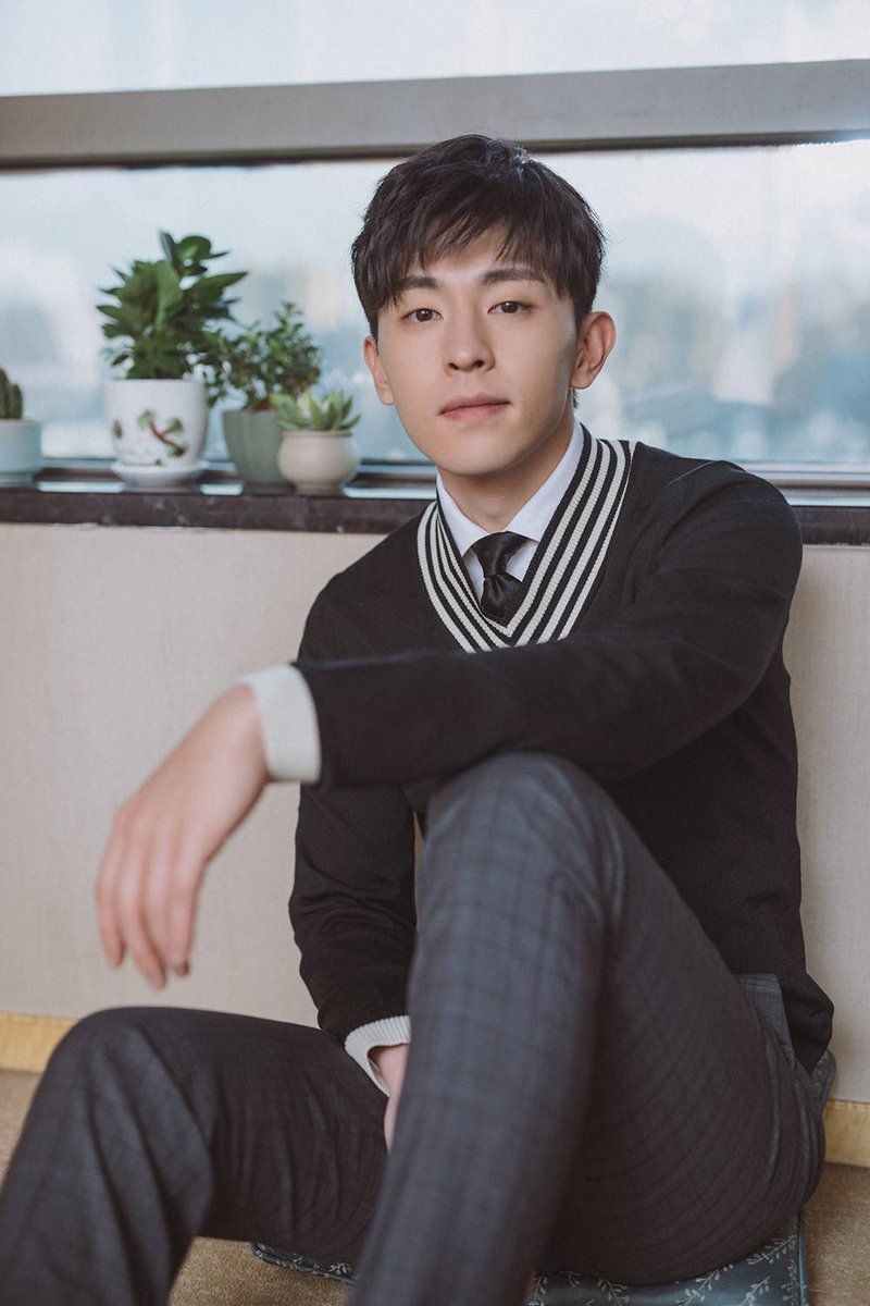 Deng Lun Wallpapers - Top Free Deng Lun Backgrounds - WallpaperAccess