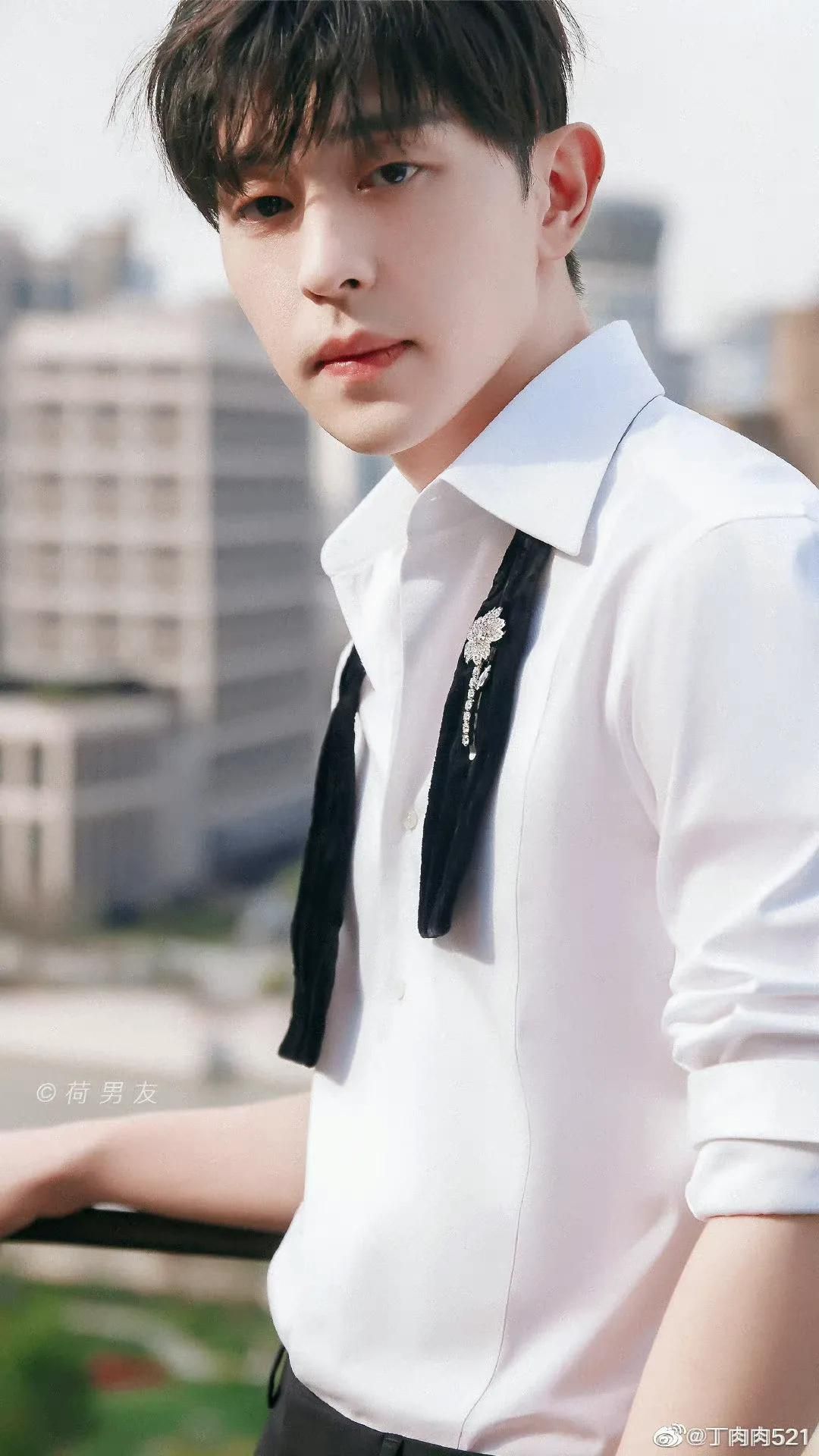 Deng Lun Wallpapers - Top Free Deng Lun Backgrounds - WallpaperAccess