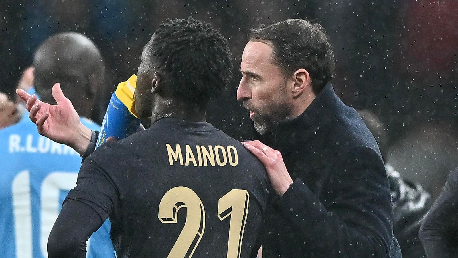 Kobbie Mainoo Wallpapers - Top Free Kobbie Mainoo Backgrounds ...