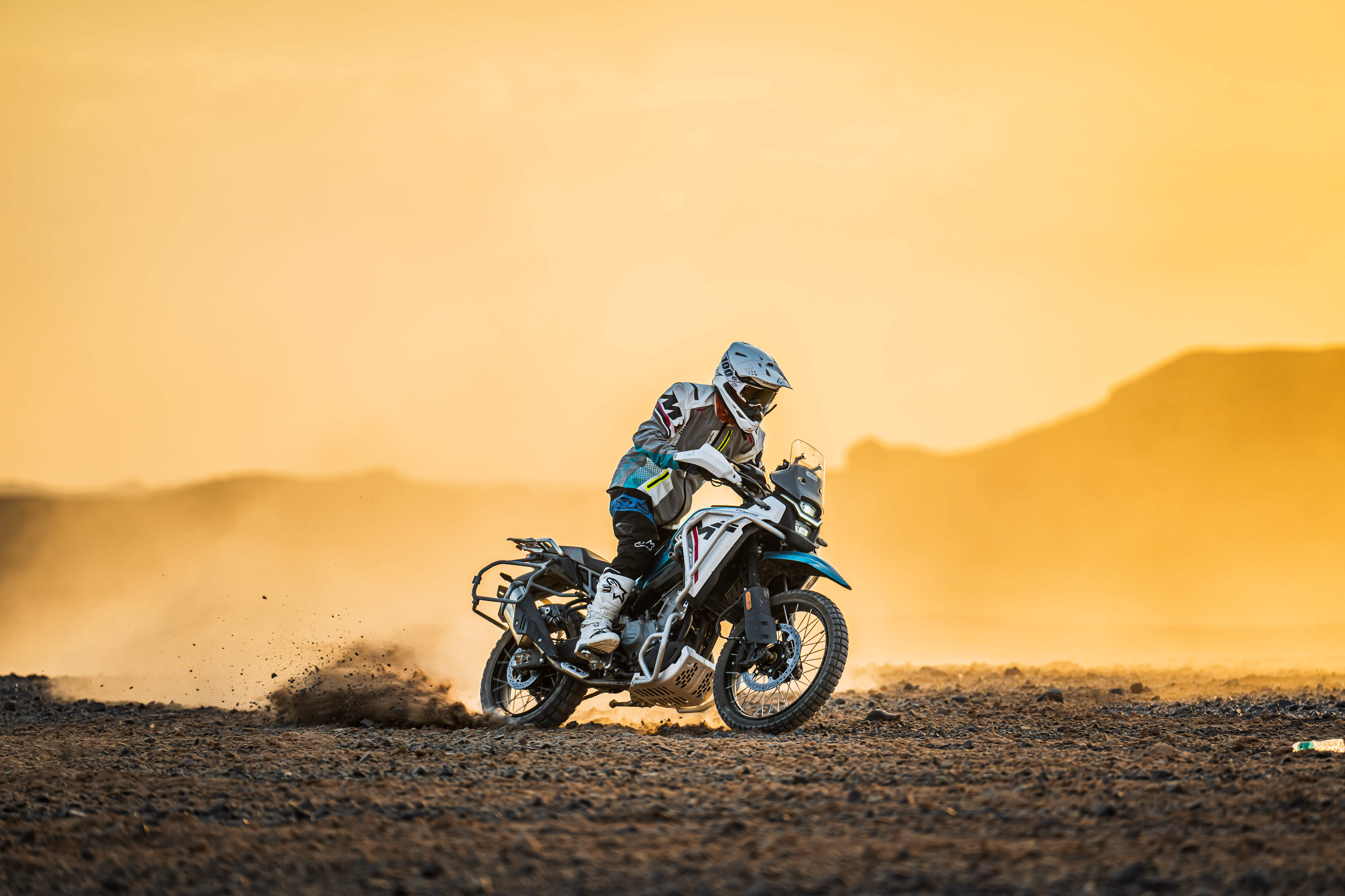 CF Moto Wallpapers - Top Free CF Moto Backgrounds - WallpaperAccess