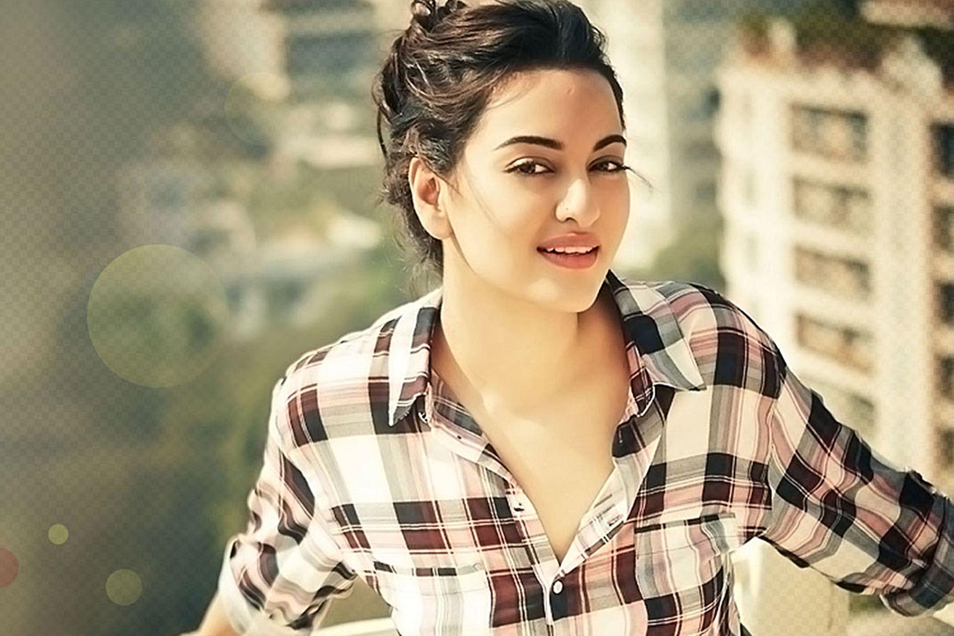 Sonakshi Sinha HD Wallpapers - Top Free Sonakshi Sinha HD Backgrounds ...