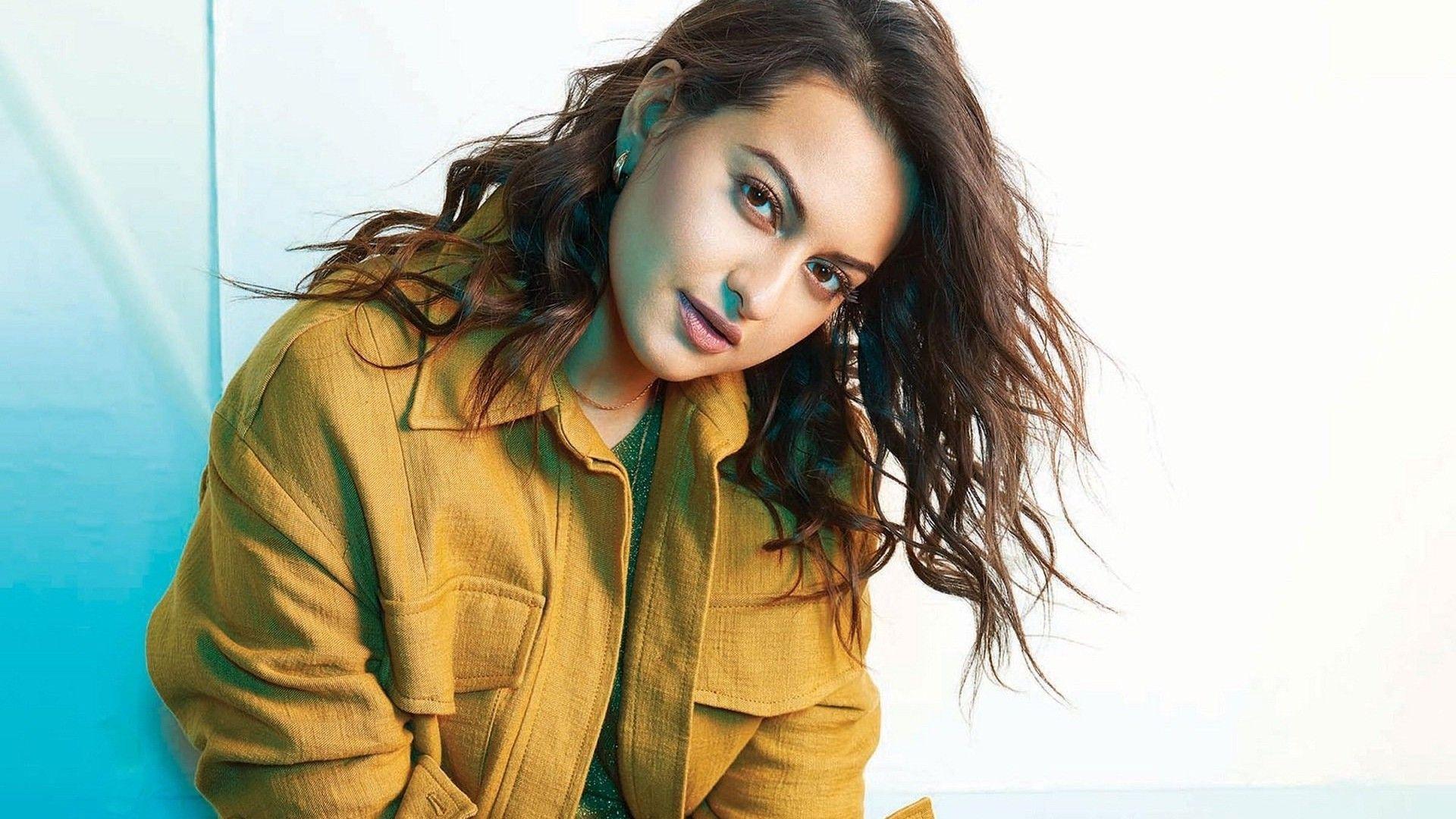 Sonakshi Sinha HD Wallpapers - Top Free Sonakshi Sinha HD Backgrounds ...