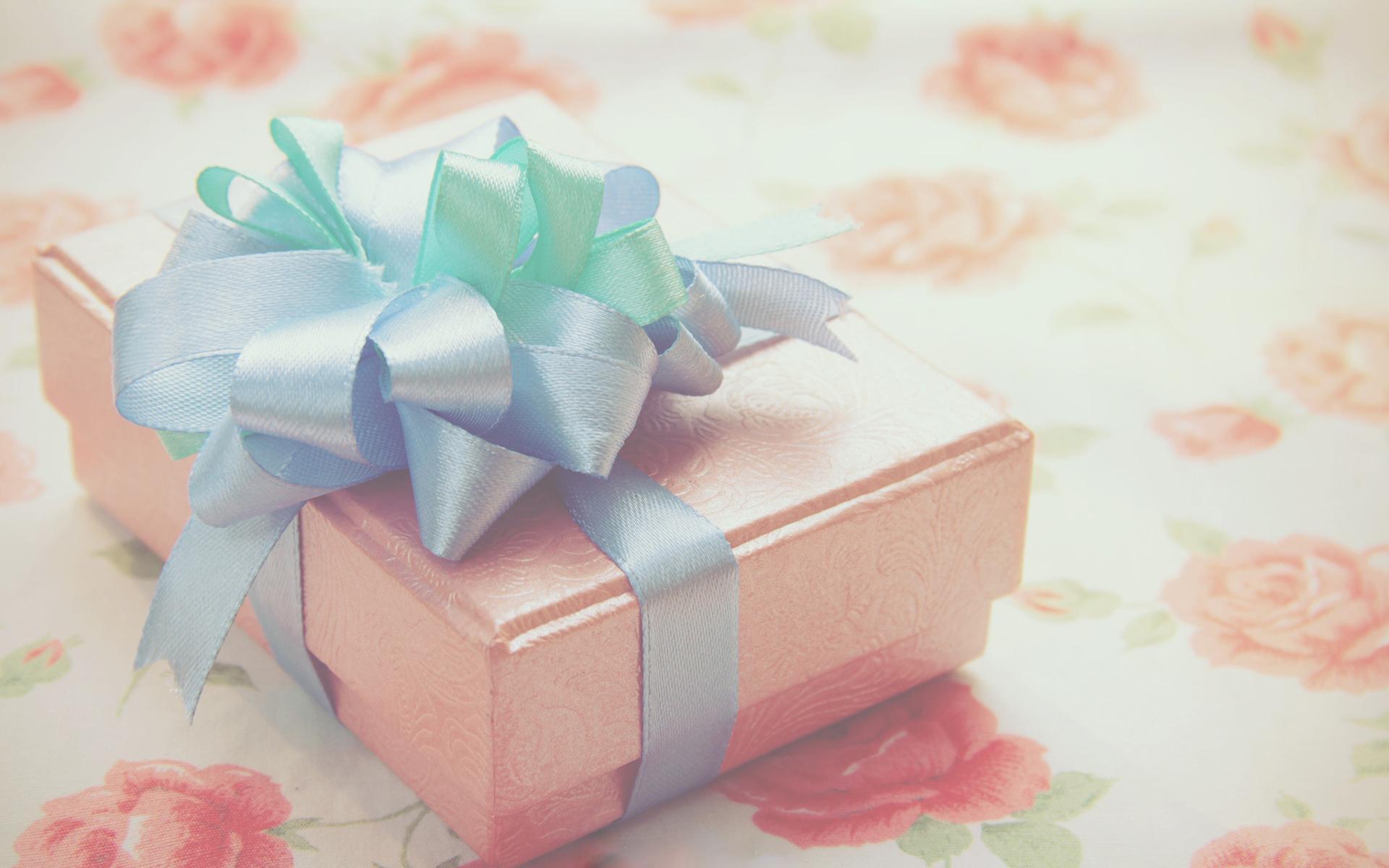 Gift Wallpapers - Top Free Gift Backgrounds - WallpaperAccess