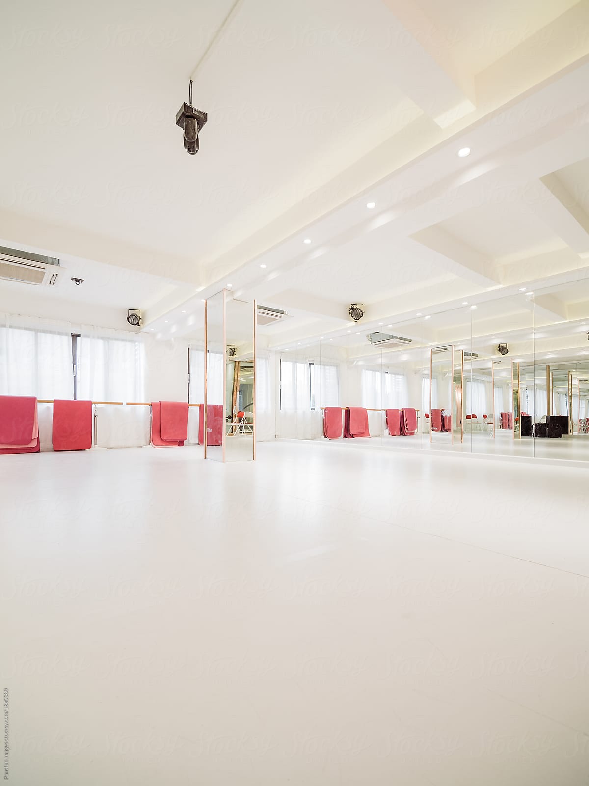 Room Dance Wallpapers - Top Free Room Dance Backgrounds - WallpaperAccess