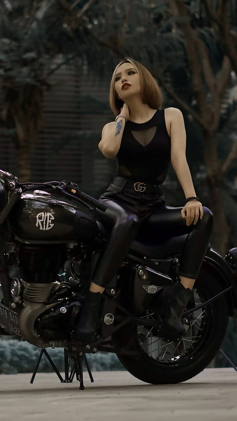 Lady Biker Wallpapers - Top Free Lady Biker Backgrounds - WallpaperAccess