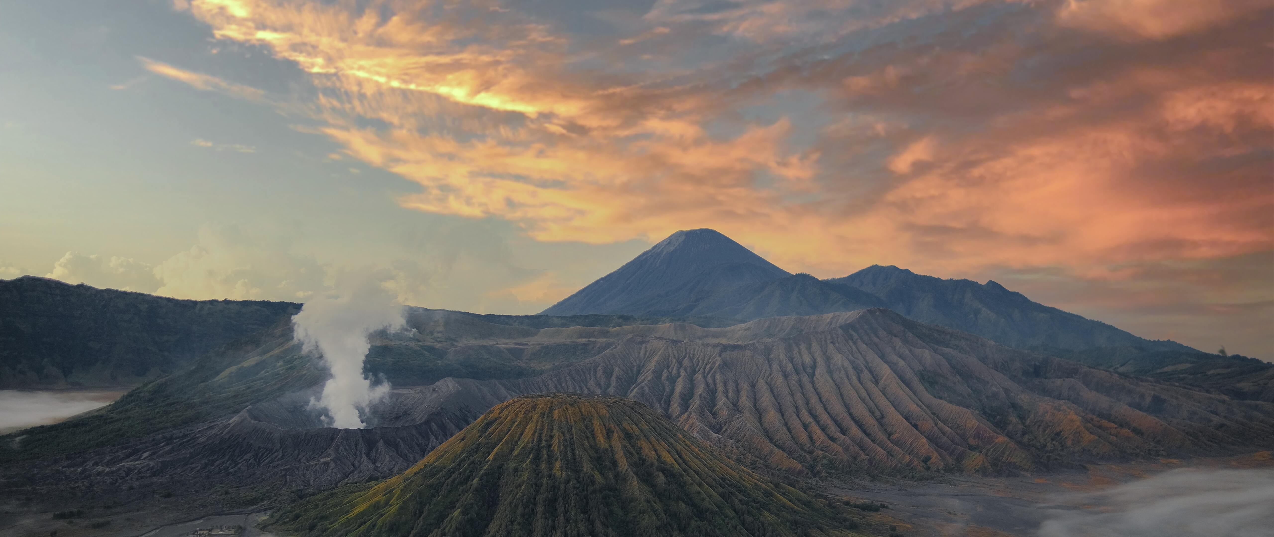 Indonesia Mountains Wallpapers - Top Free Indonesia Mountains ...