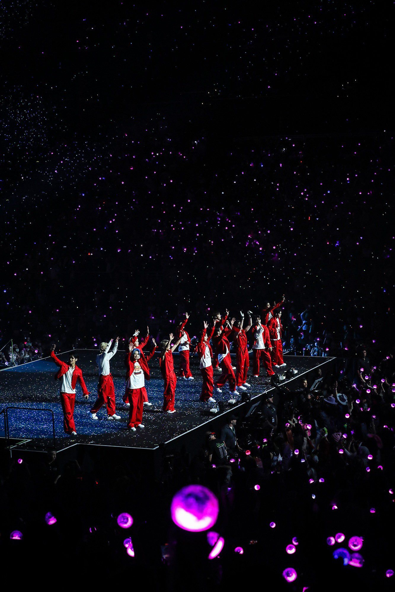 Seventeen Concert Wallpapers - Top Free Seventeen Concert Backgrounds ...