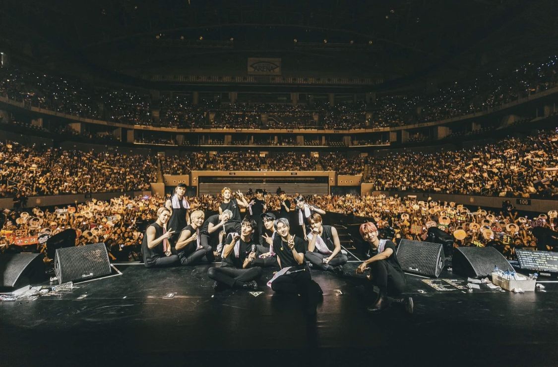 Seventeen Concert Wallpapers - Top Free Seventeen Concert Backgrounds ...