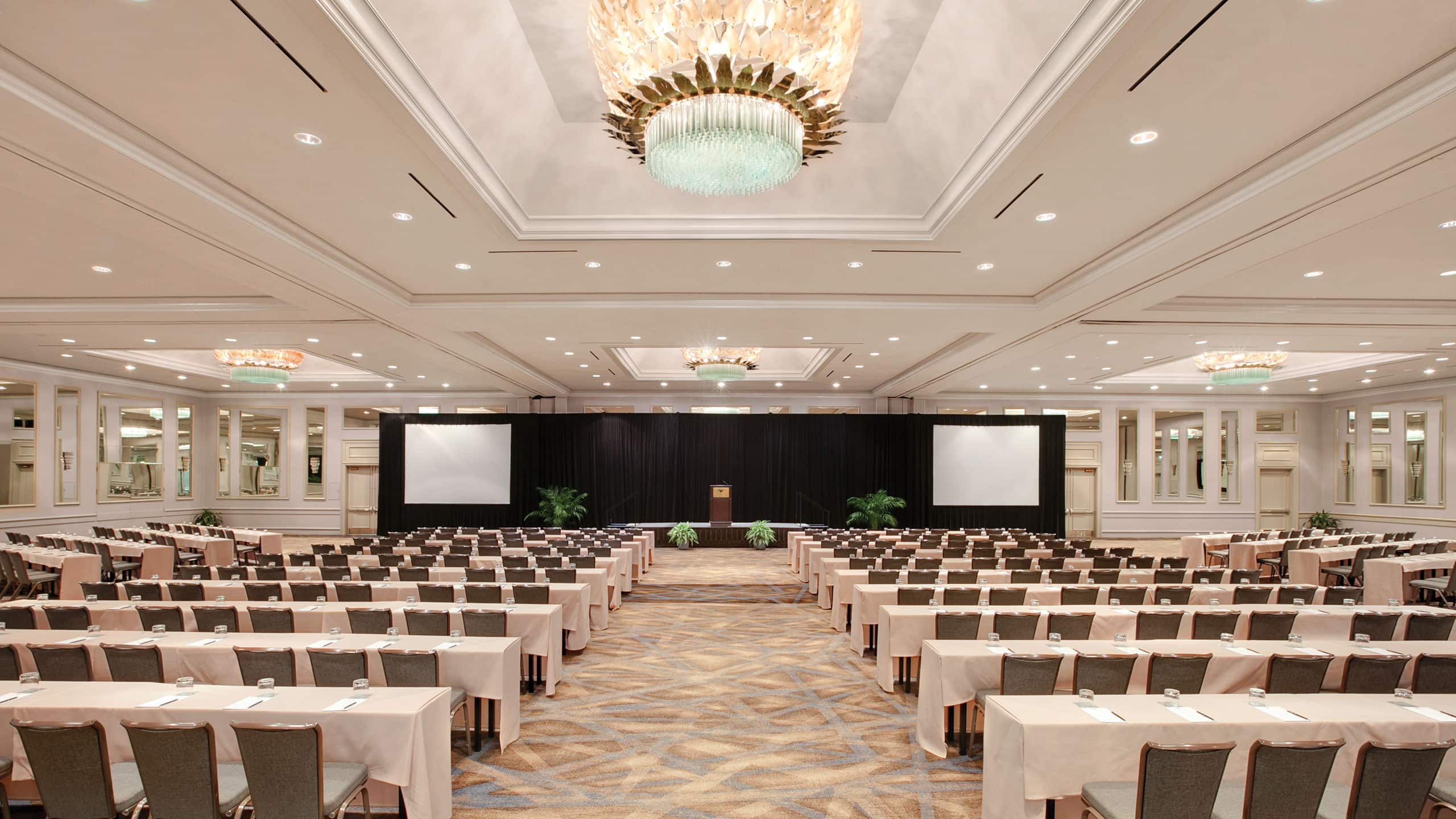Banquet Hall Wallpapers - Top Free Banquet Hall Backgrounds ...