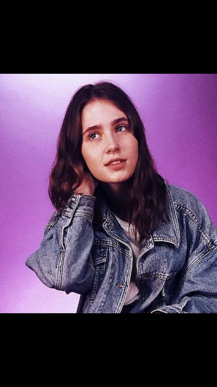Clairo Wallpapers - Top Free Clairo Backgrounds - WallpaperAccess