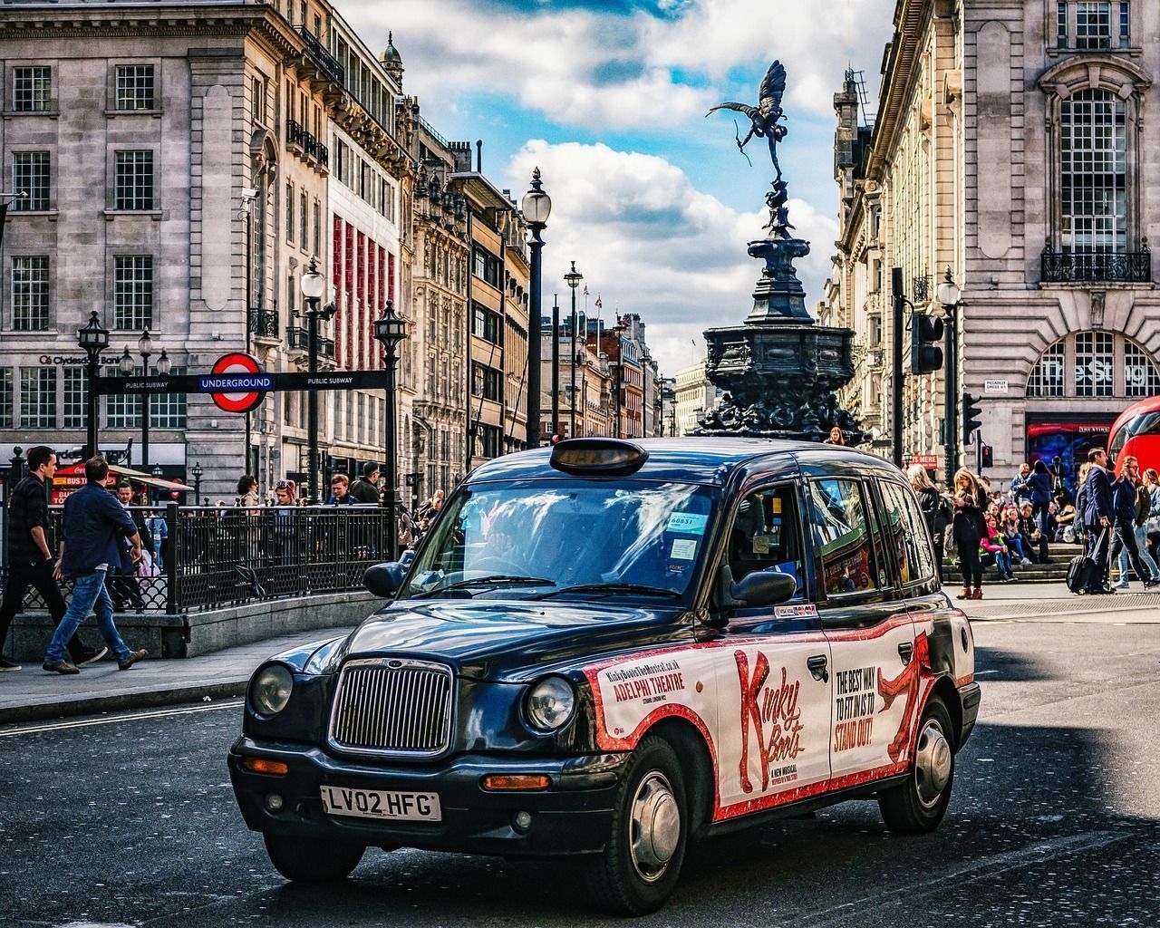 London Taxi Wallpapers - Top Free London Taxi Backgrounds - WallpaperAccess