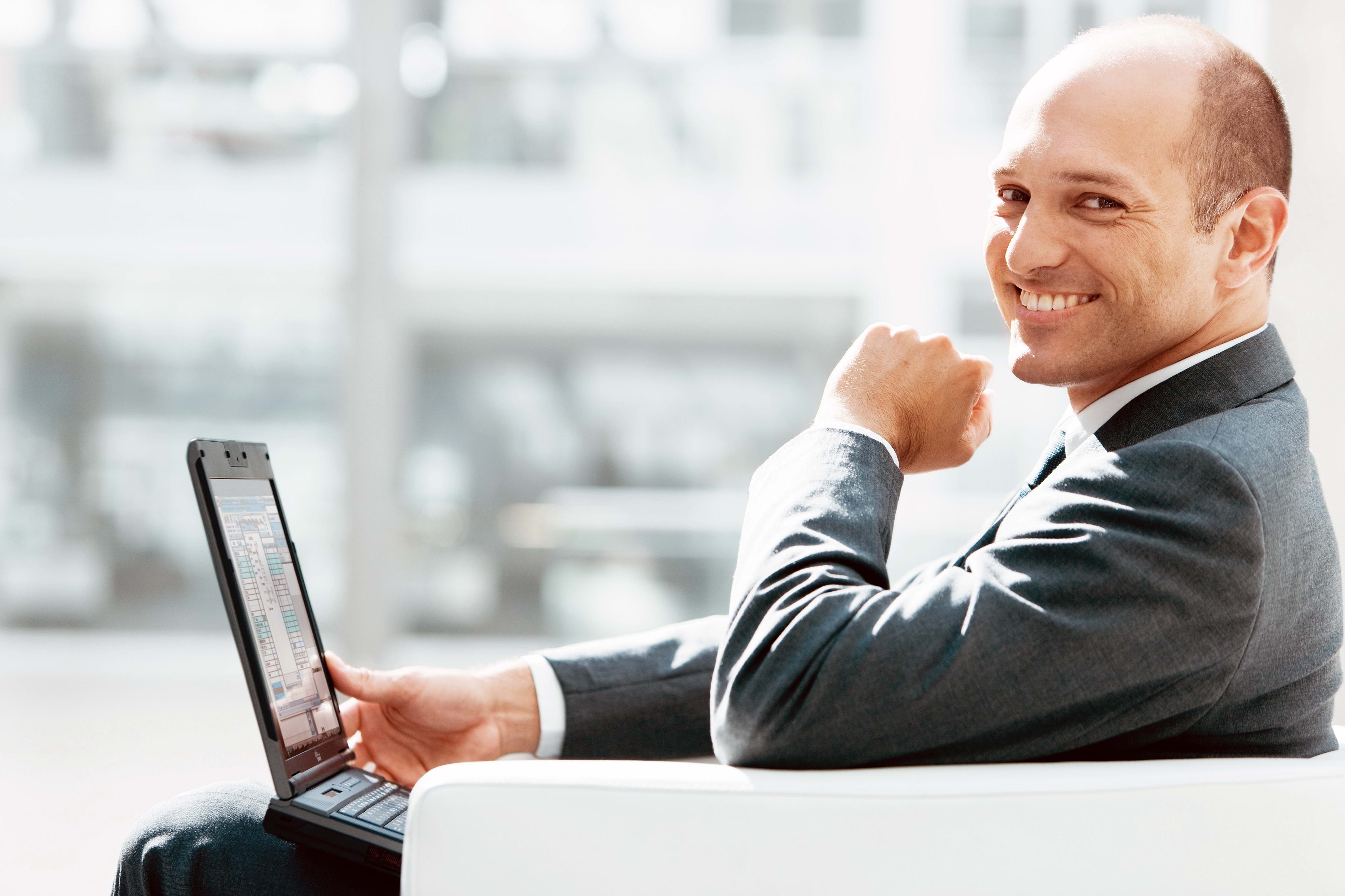 Man With Laptop Wallpapers - Top Free Man With Laptop Backgrounds ...