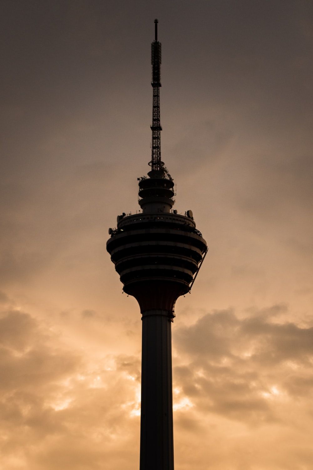 KL Tower Wallpapers - Top Free KL Tower Backgrounds - WallpaperAccess