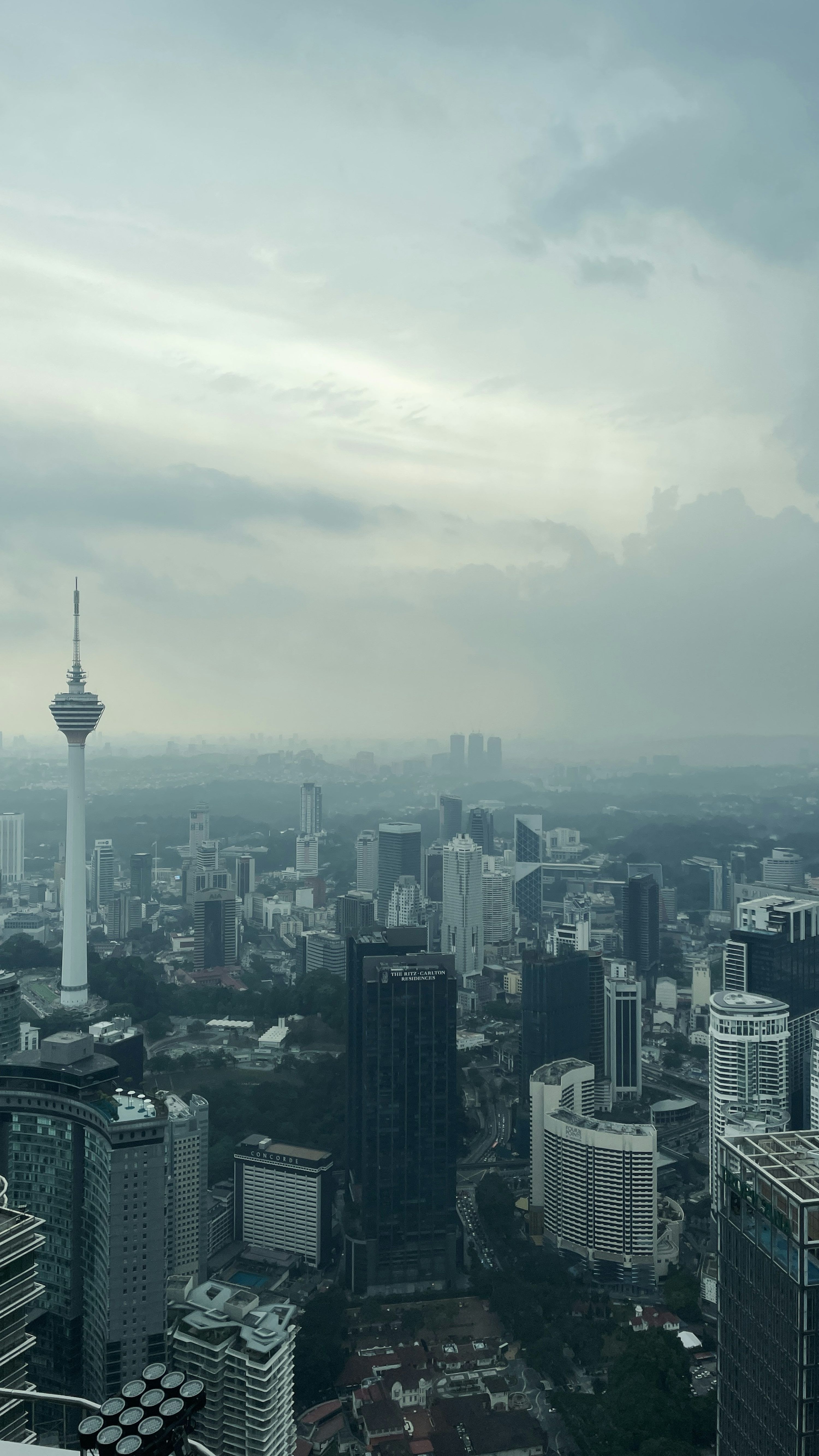 KL Tower Wallpapers - Top Free KL Tower Backgrounds - WallpaperAccess
