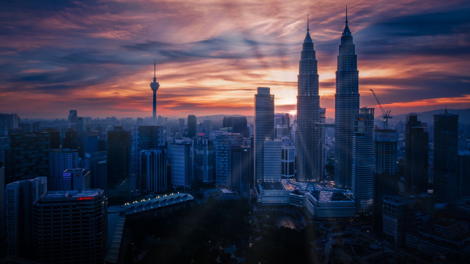 KL Tower Wallpapers - Top Free KL Tower Backgrounds - WallpaperAccess