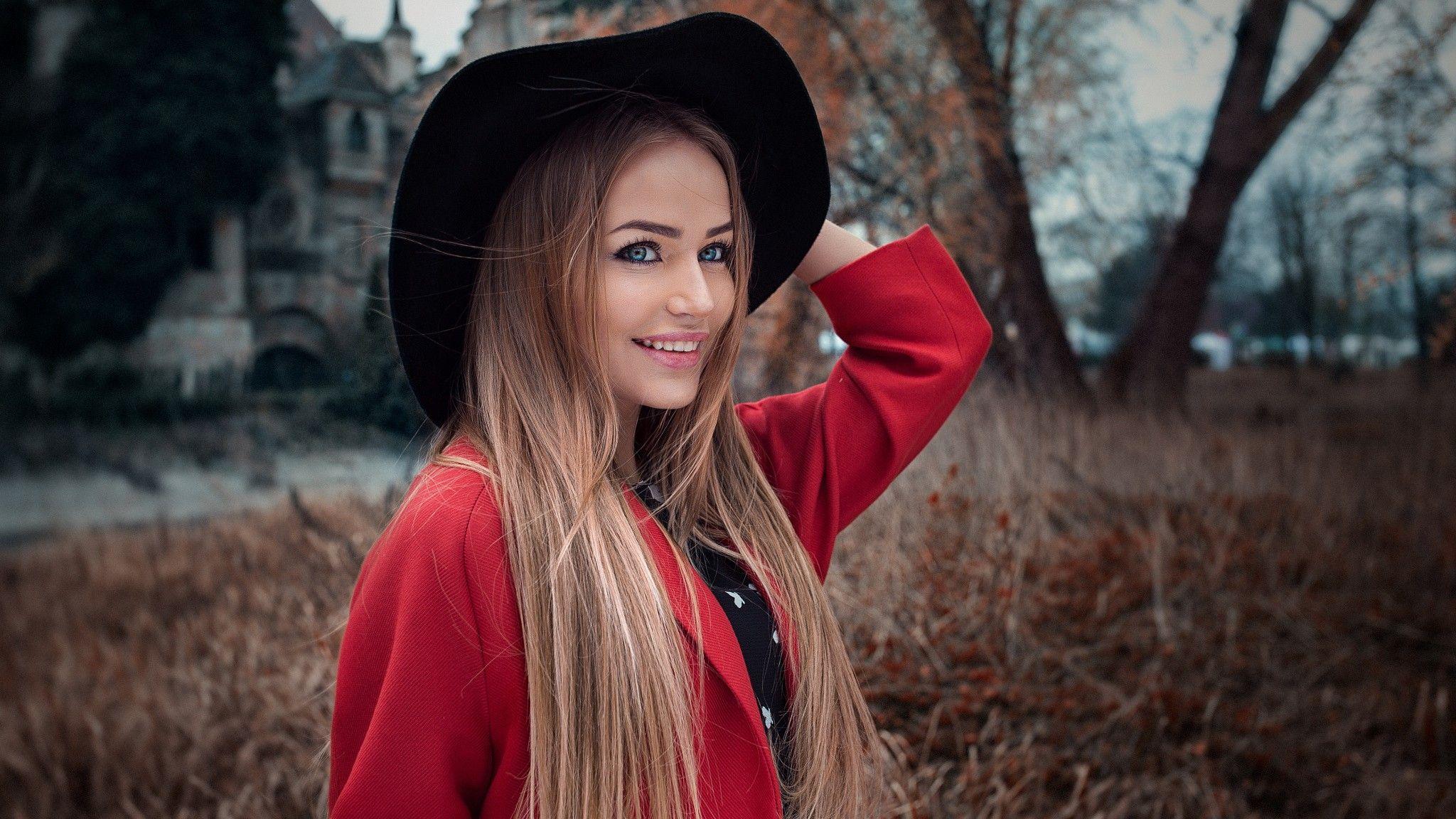 Model Fall Wallpapers - Top Free Model Fall Backgrounds - WallpaperAccess