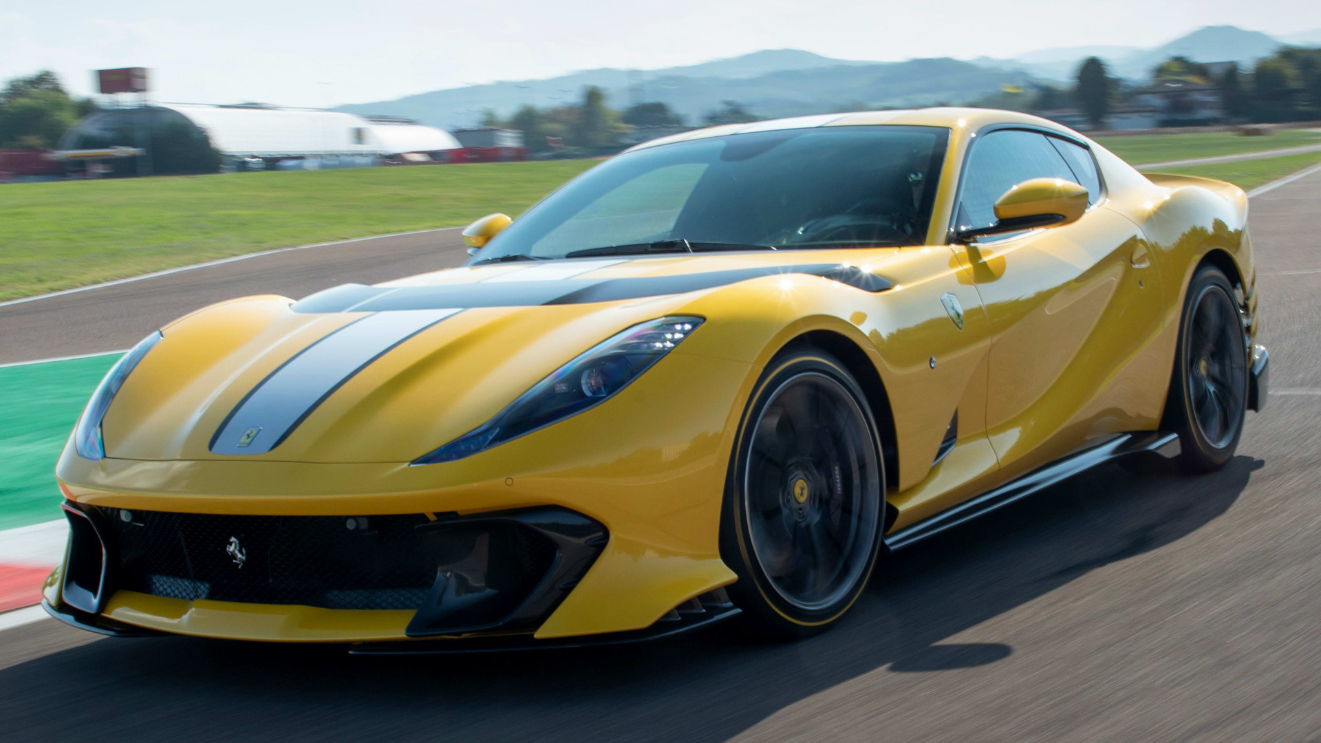 Ferrari 812 Competizione Wallpapers - Top Free Ferrari 812 Competizione ...