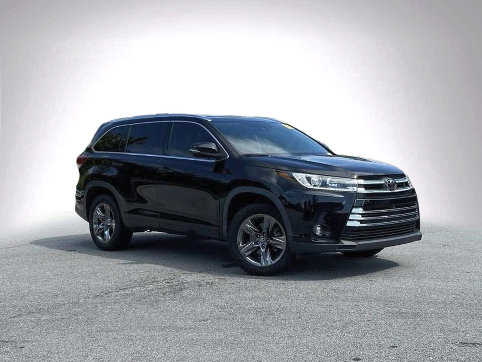 Toyota SUV Wallpapers - Top Free Toyota SUV Backgrounds - WallpaperAccess