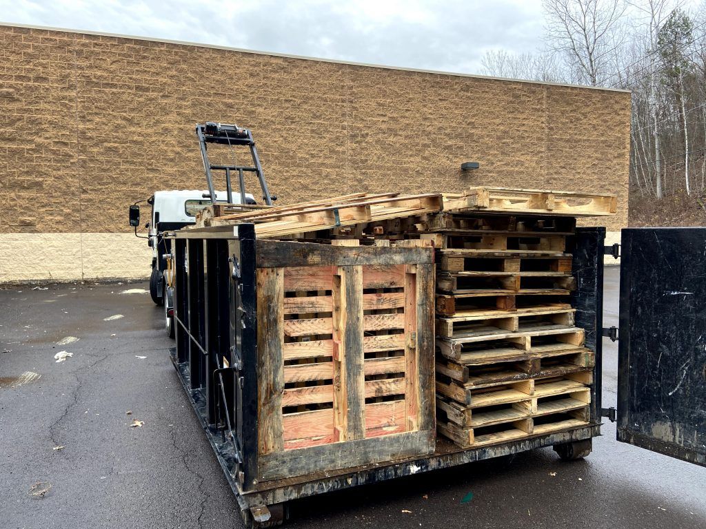 Dumpster Wallpapers - Top Free Dumpster Backgrounds - WallpaperAccess