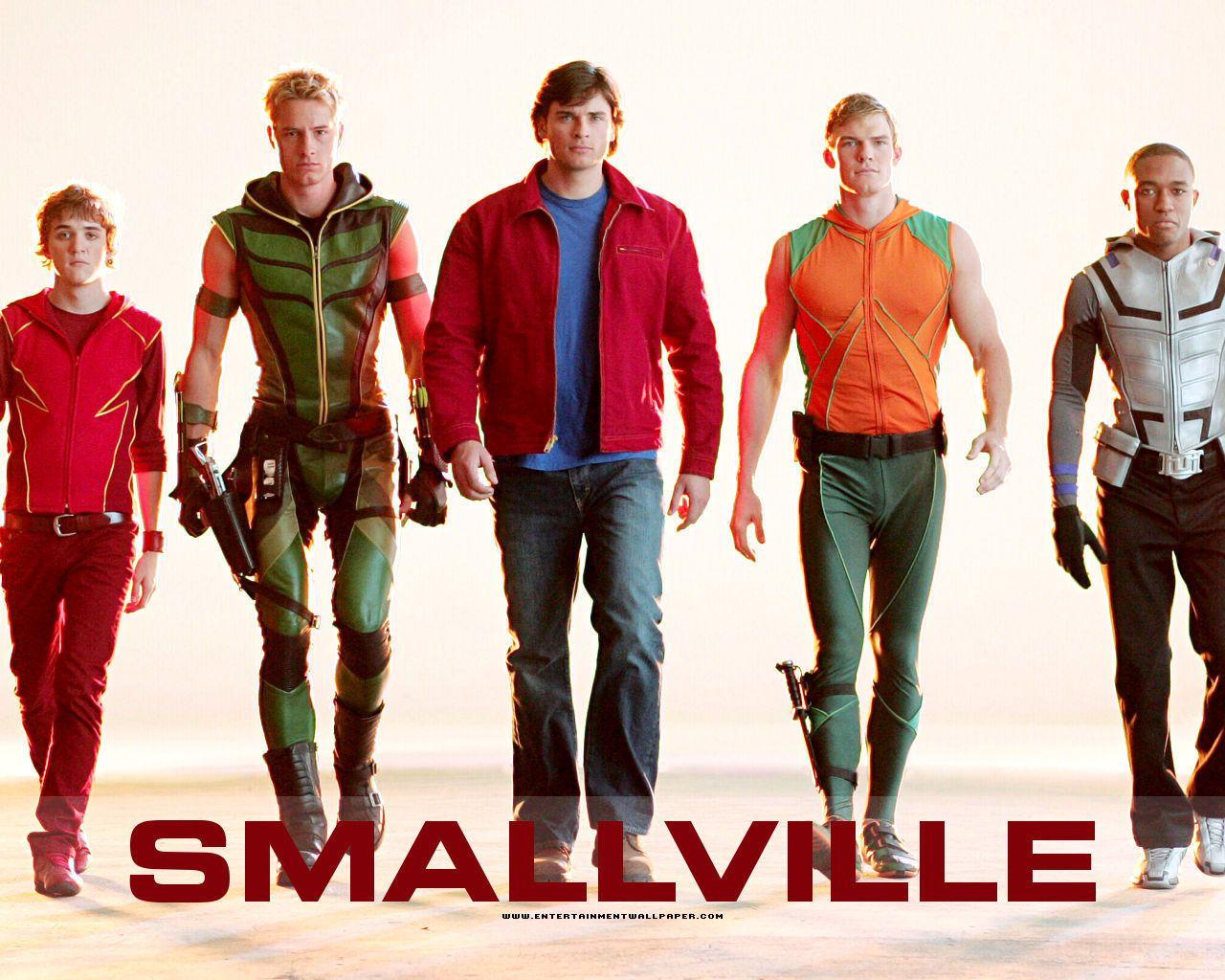 Smallville Wallpapers - Top Free Smallville Backgrounds - WallpaperAccess