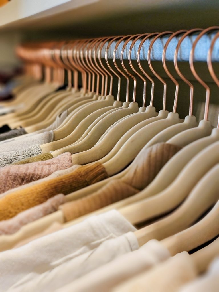 Hanger Wallpapers - Top Free Hanger Backgrounds - WallpaperAccess