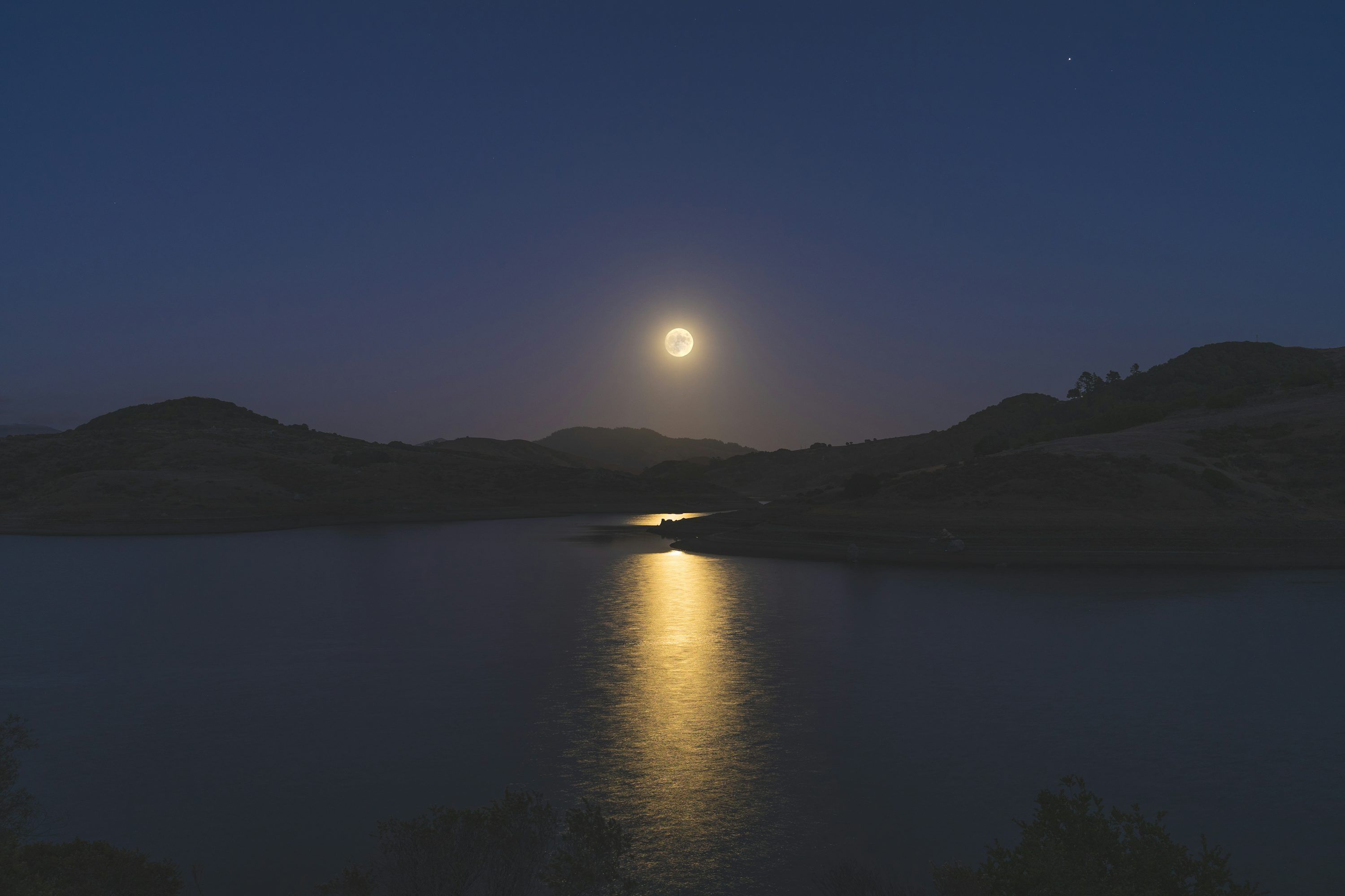 Moon Reflection Wallpapers - Top Free Moon Reflection Backgrounds ...