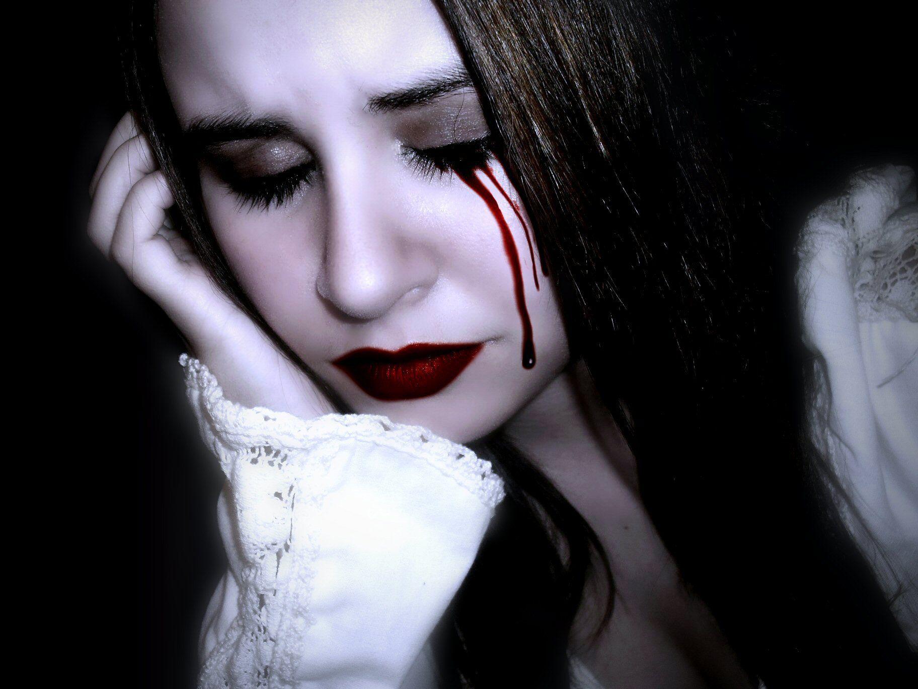 Bloody Vampire Wallpapers - Top Free Bloody Vampire Backgrounds ...