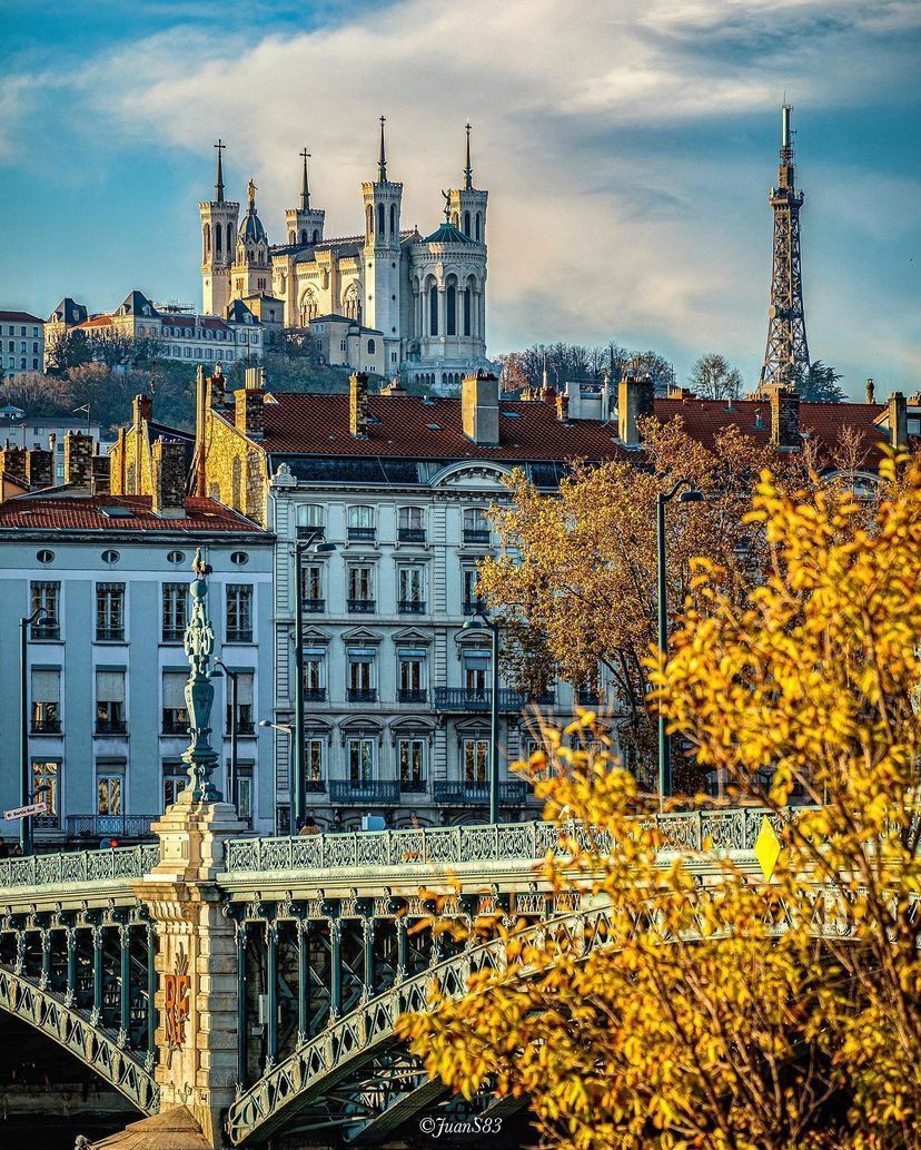 Lyon France Wallpapers - Top Free Lyon France Backgrounds - WallpaperAccess