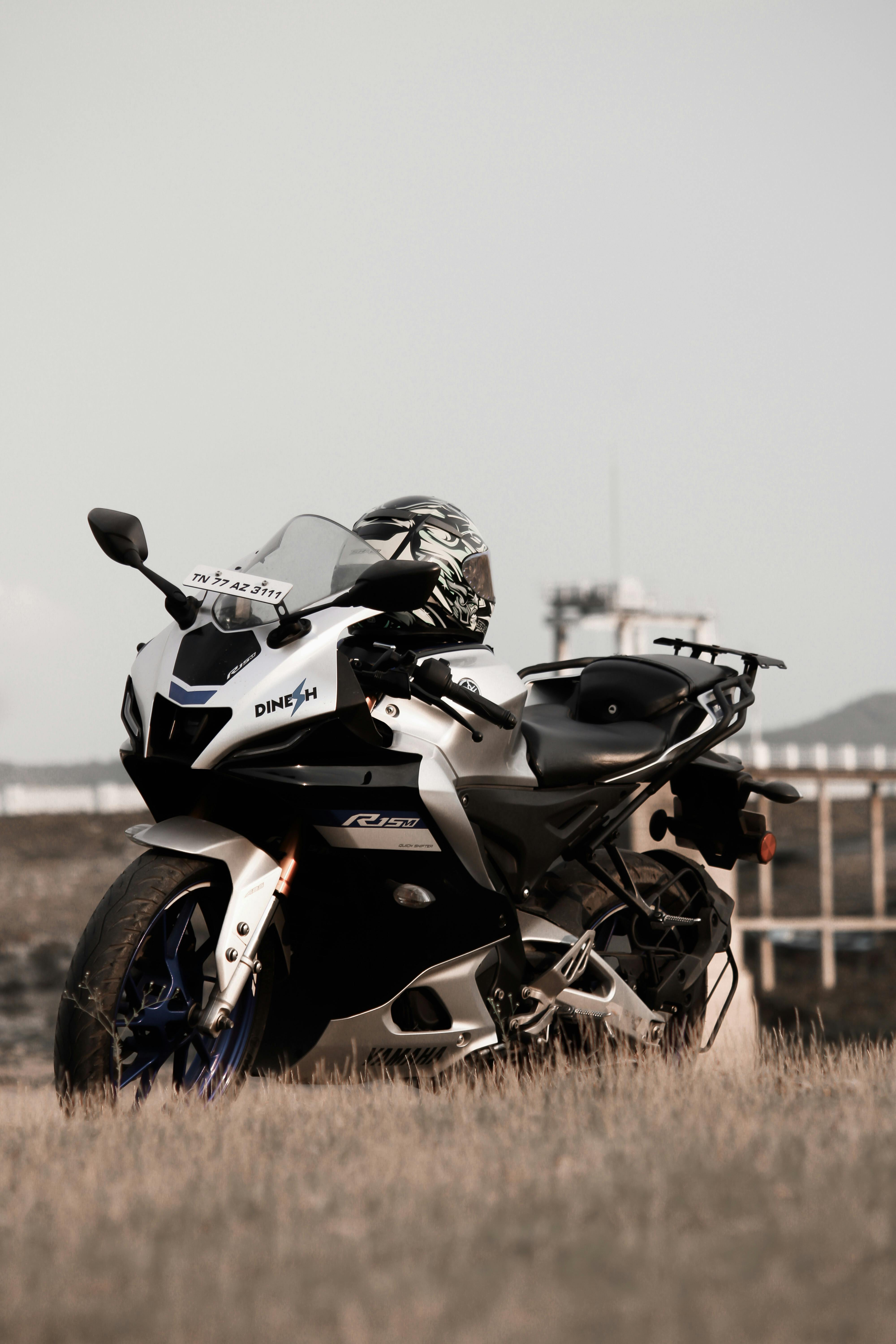 R15 V4 Bike Wallpapers - Top Free R15 V4 Bike Backgrounds - WallpaperAccess