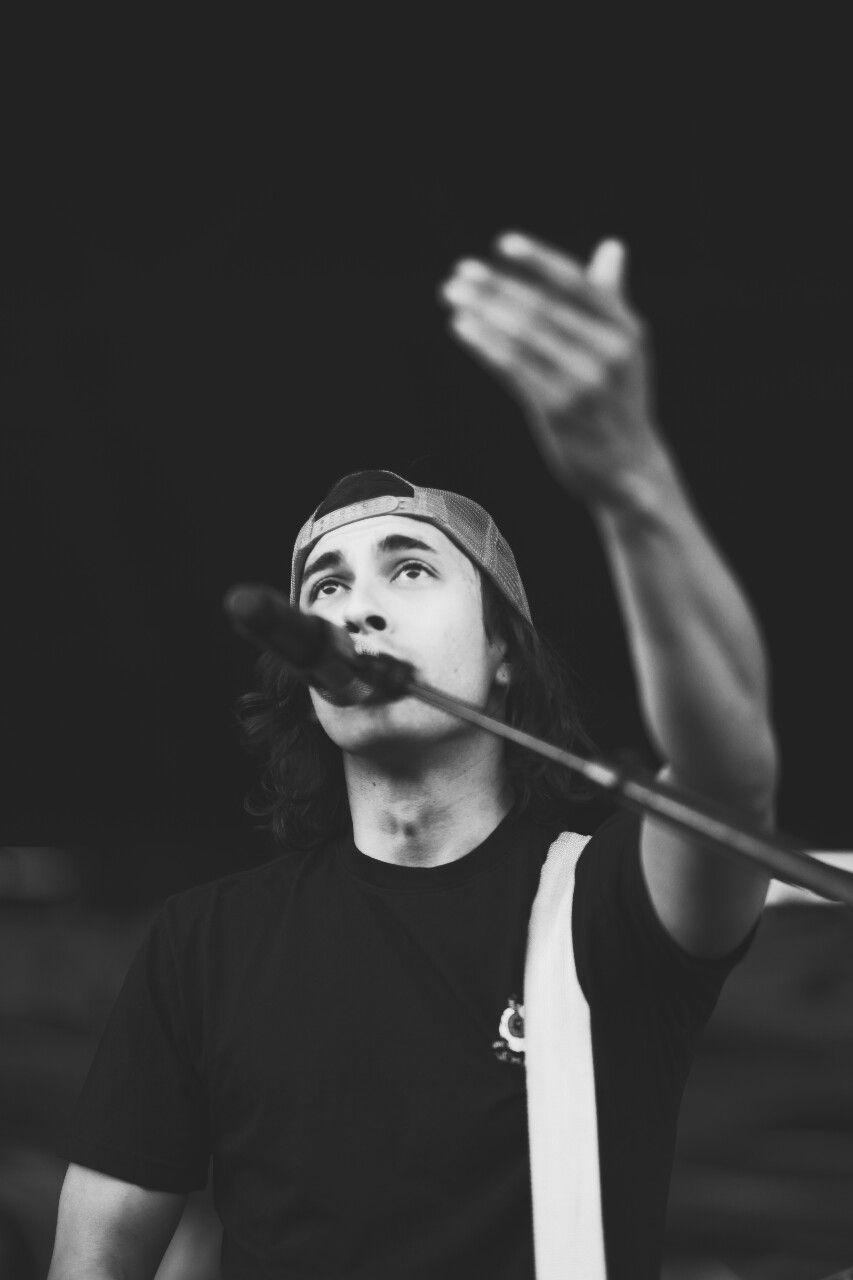 Vic Fuentes Wallpapers - Top Free Vic Fuentes Backgrounds - WallpaperAccess