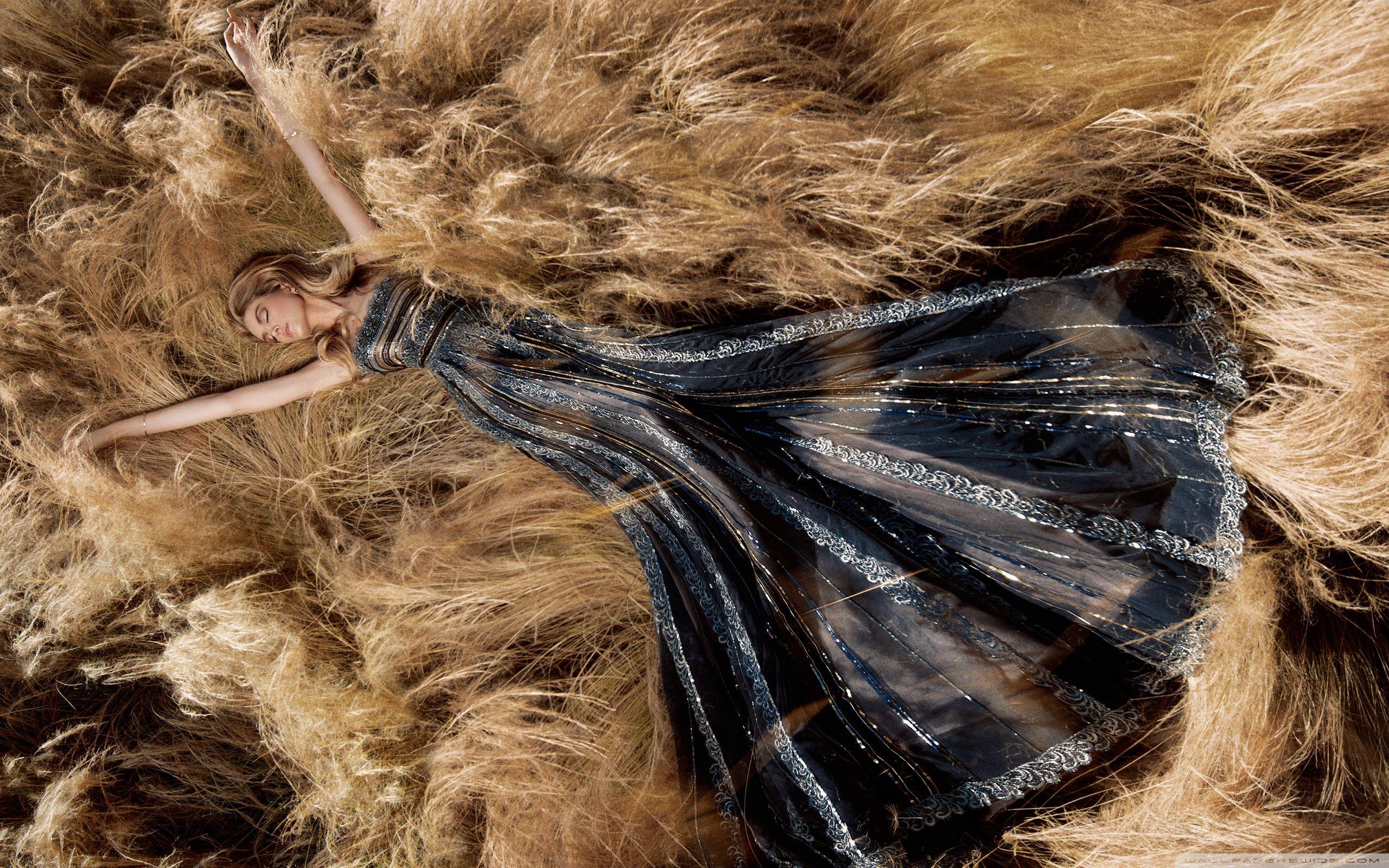 Glamorous Wallpapers - Top Free Glamorous Backgrounds - WallpaperAccess