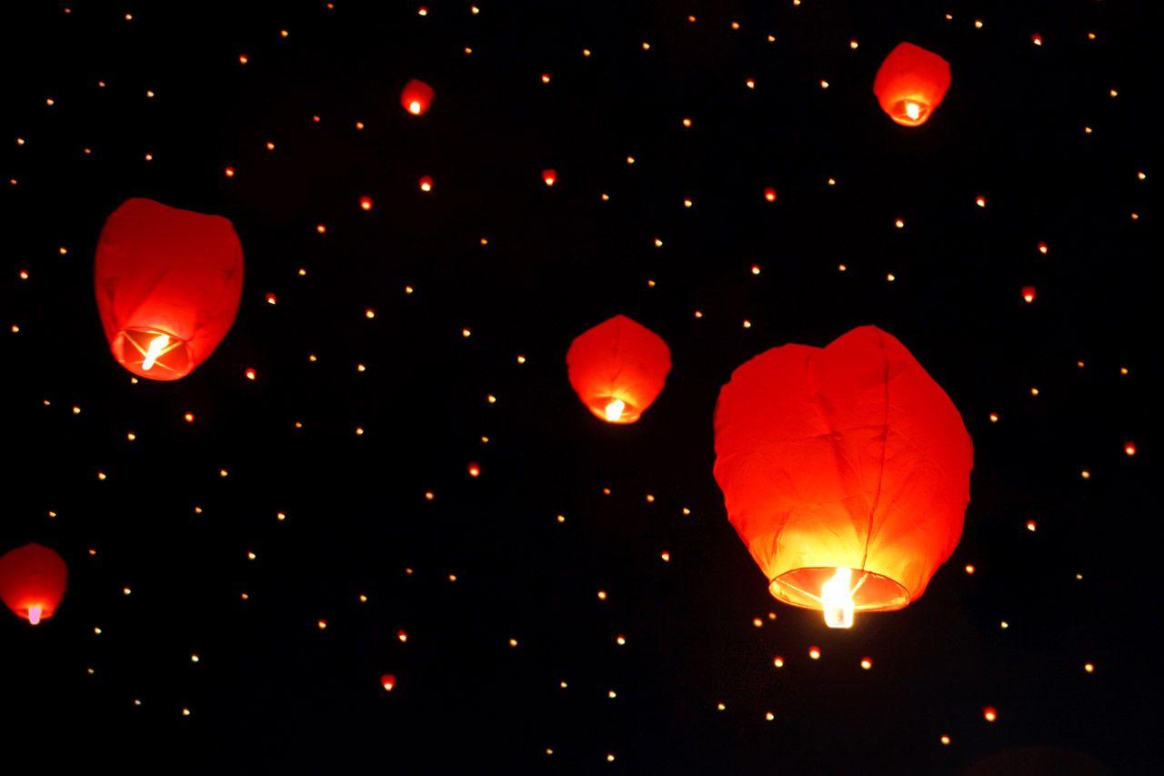 Floating Lanterns Wallpapers - Top Free Floating Lanterns Backgrounds ...