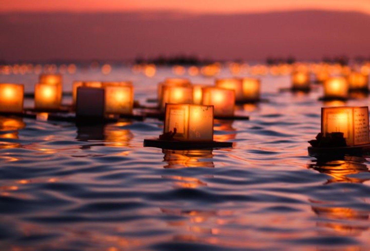 Floating Lanterns Wallpapers - Top Free Floating Lanterns Backgrounds ...