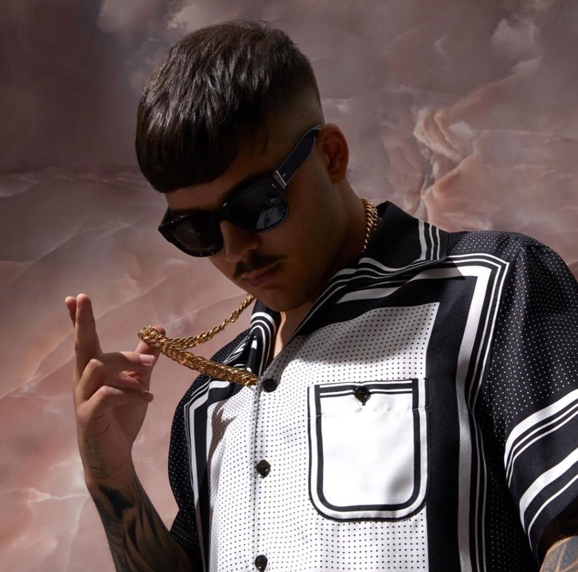 Geolier Wallpapers - Top Free Geolier Backgrounds - WallpaperAccess