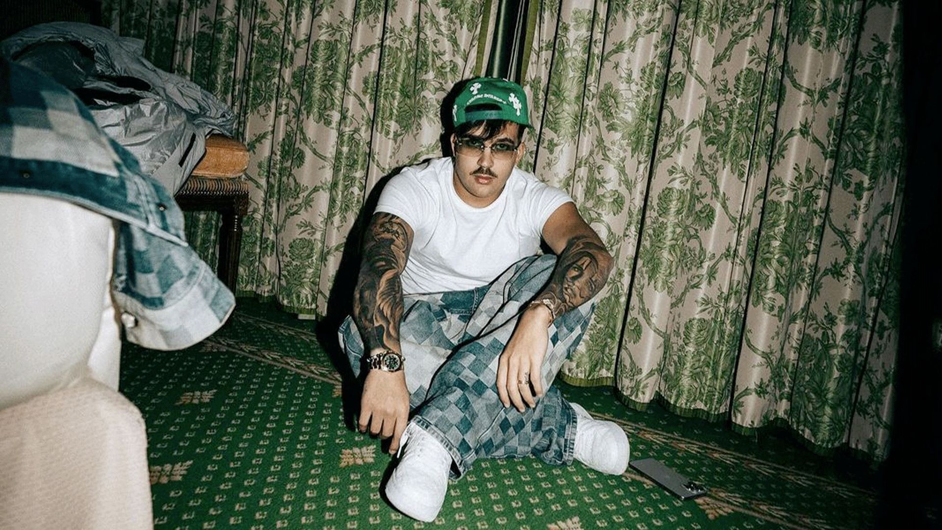 Geolier Wallpapers - Top Free Geolier Backgrounds - WallpaperAccess