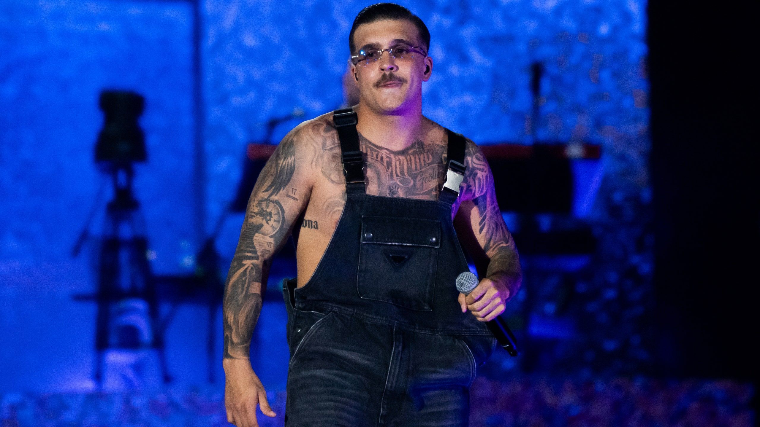 Geolier Wallpapers - Top Free Geolier Backgrounds - WallpaperAccess