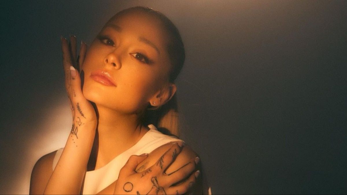 Ariana Grande Eternal Sunshine Wallpapers - Top Free Ariana Grande ...