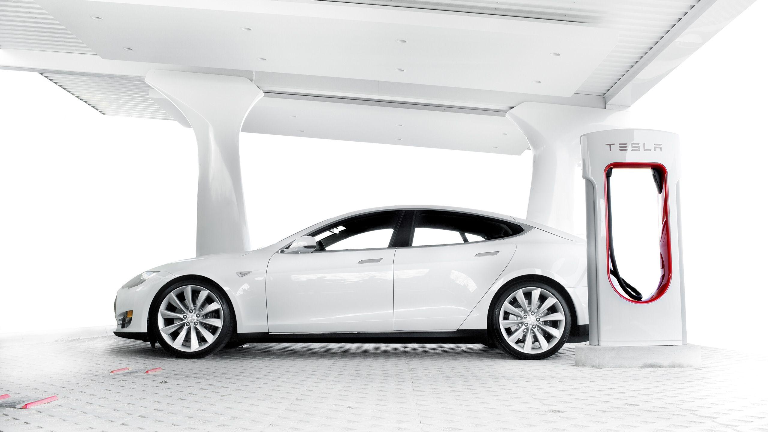 White Tesla Wallpapers - Top Free White Tesla Backgrounds - WallpaperAccess