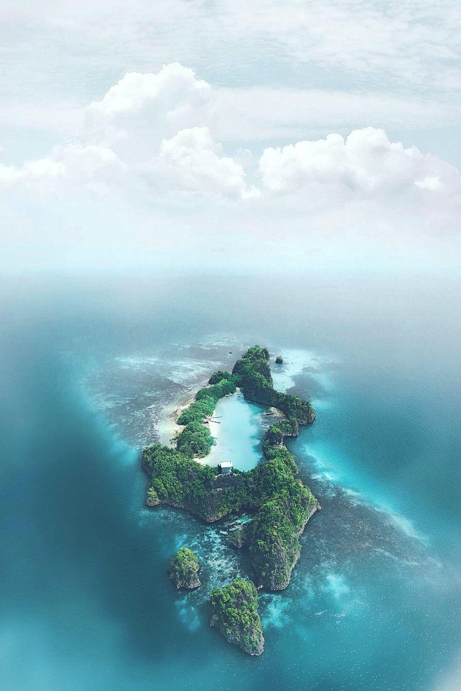 Raja Ampat Wallpapers - Top Free Raja Ampat Backgrounds - WallpaperAccess