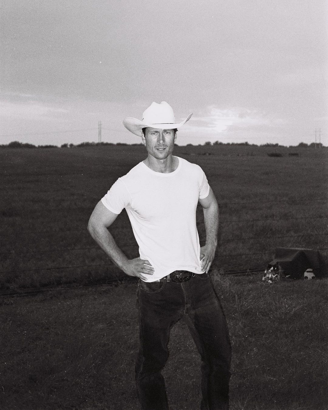 Glen Powell Wallpapers - Top Free Glen Powell Backgrounds - WallpaperAccess