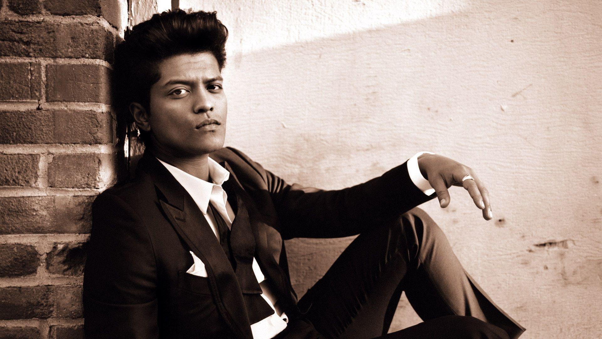 Bruno Mars HD Wallpapers - Top Free Bruno Mars HD Backgrounds ...