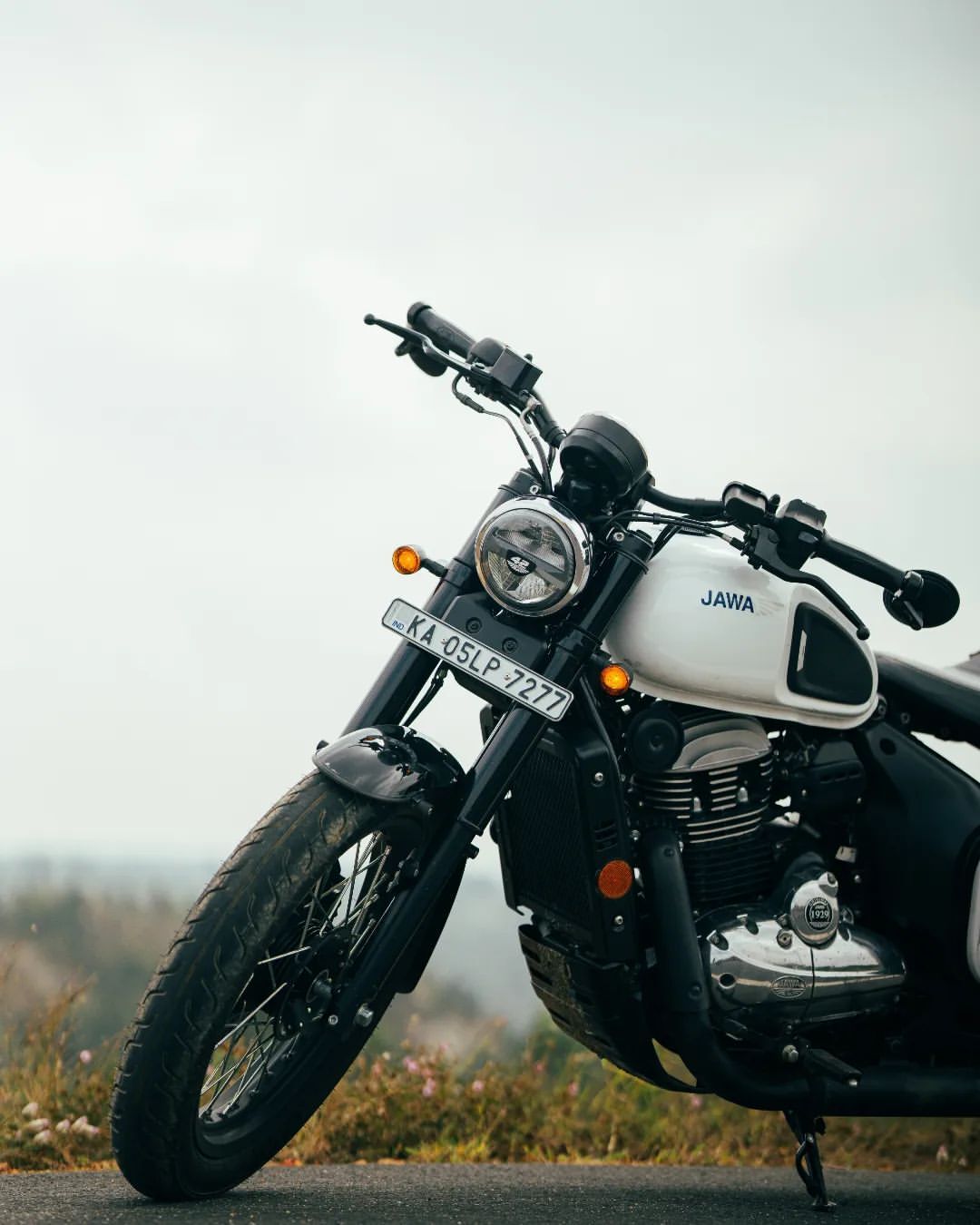 Jawa 42 Bobber Wallpapers - Top Free Jawa 42 Bobber Backgrounds ...