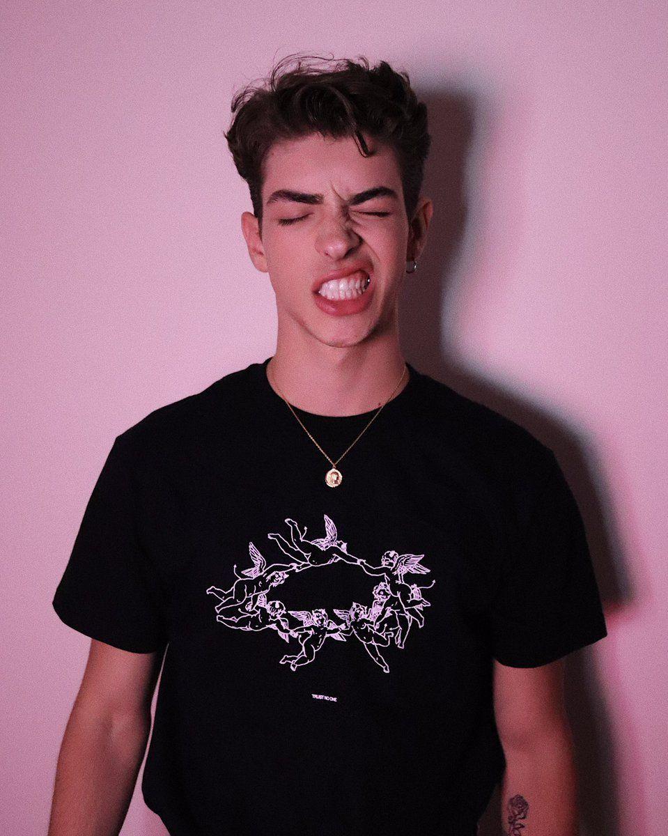 Manu Rios Wallpapers - Top Free Manu Rios Backgrounds - WallpaperAccess