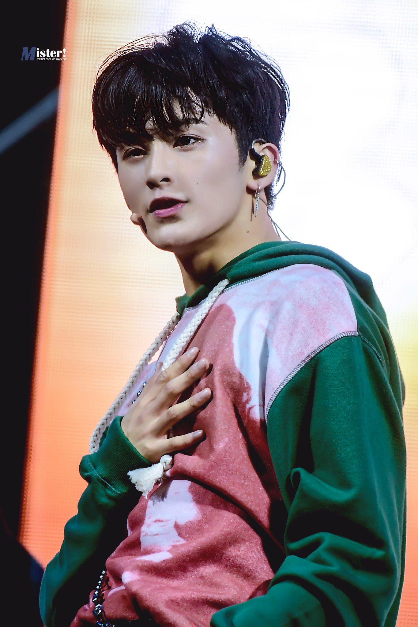 Mark Lee NCT Wallpapers - Top Free Mark Lee NCT Backgrounds - WallpaperAccess