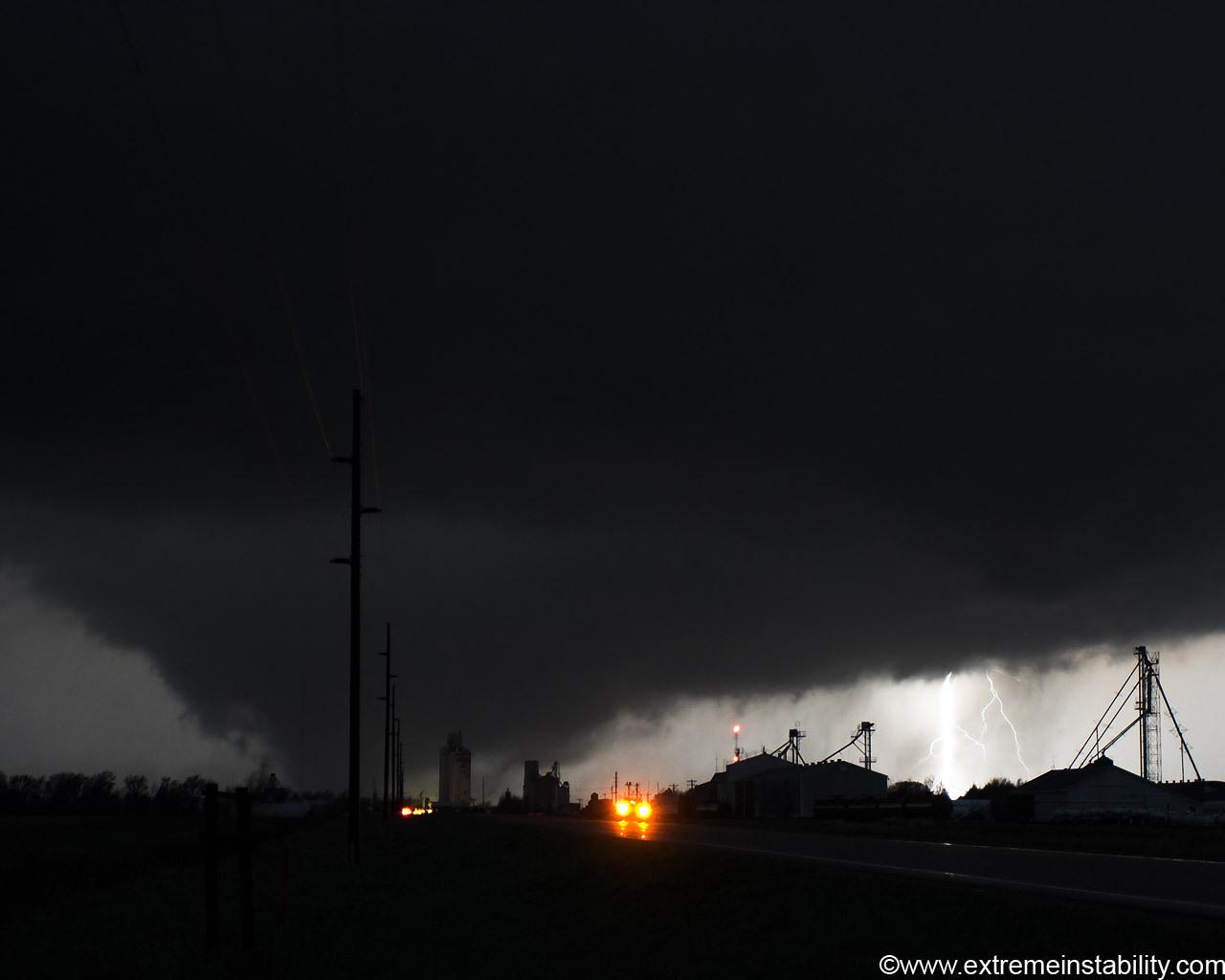 Disaster Wallpapers - Top Free Disaster Backgrounds - WallpaperAccess