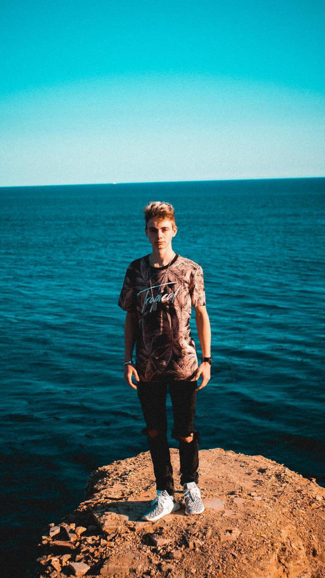 Corbyn Besson Wallpapers - Top Free Corbyn Besson Backgrounds ...