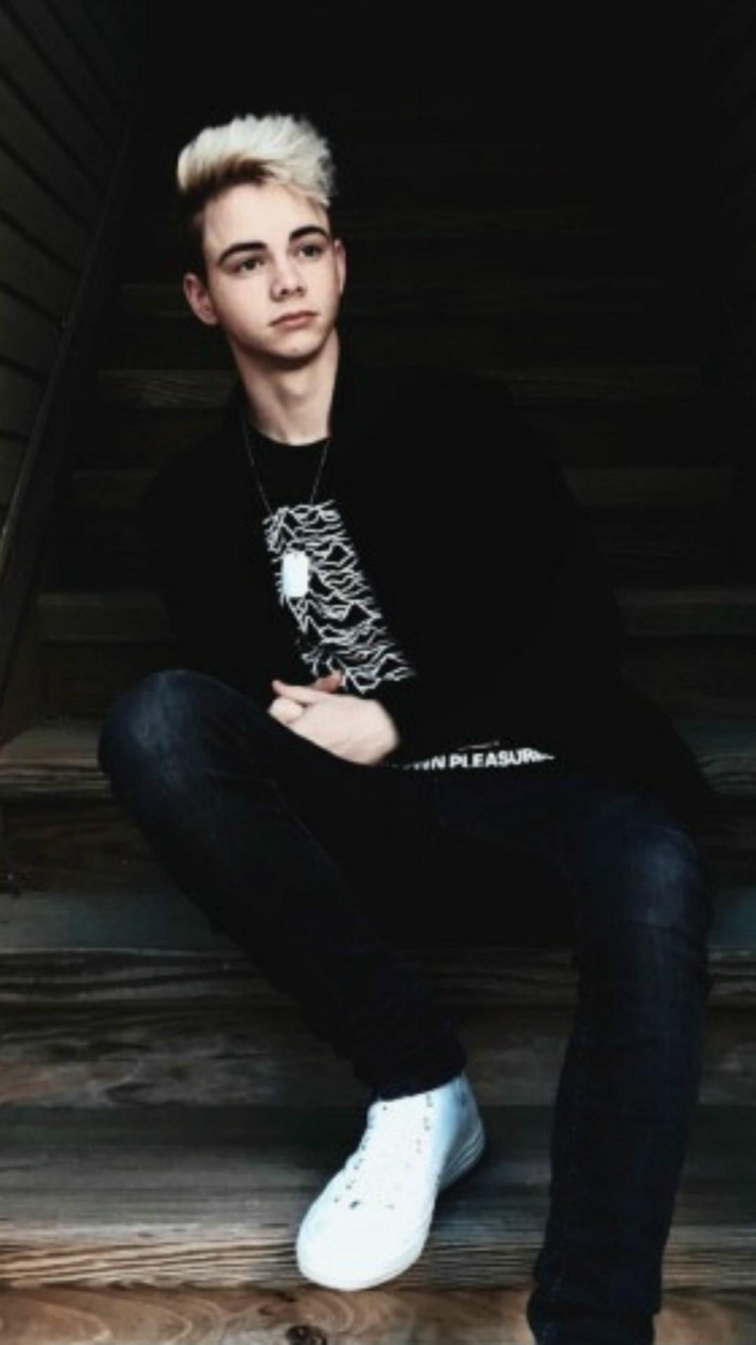 Corbyn Besson Wallpapers - Top Free Corbyn Besson Backgrounds ...