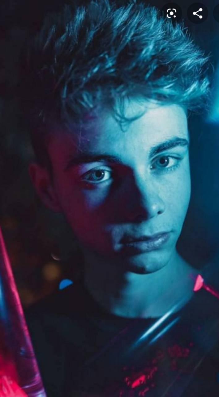 Corbyn Besson Wallpapers - Top Free Corbyn Besson Backgrounds ...